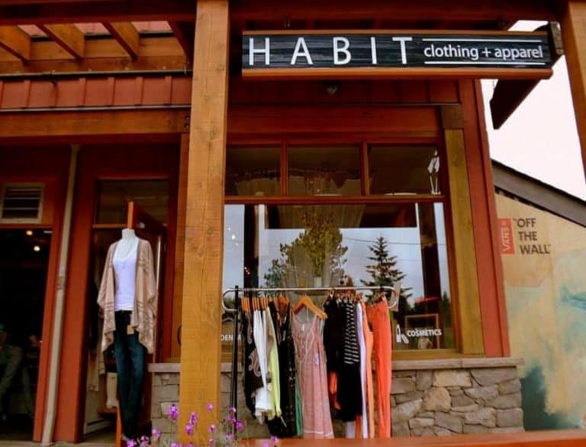 Habit Clothing | The Official Tourism Tofino